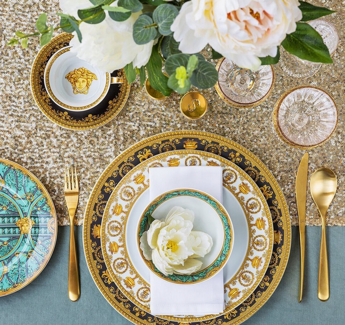 Versace – Charles Mayer