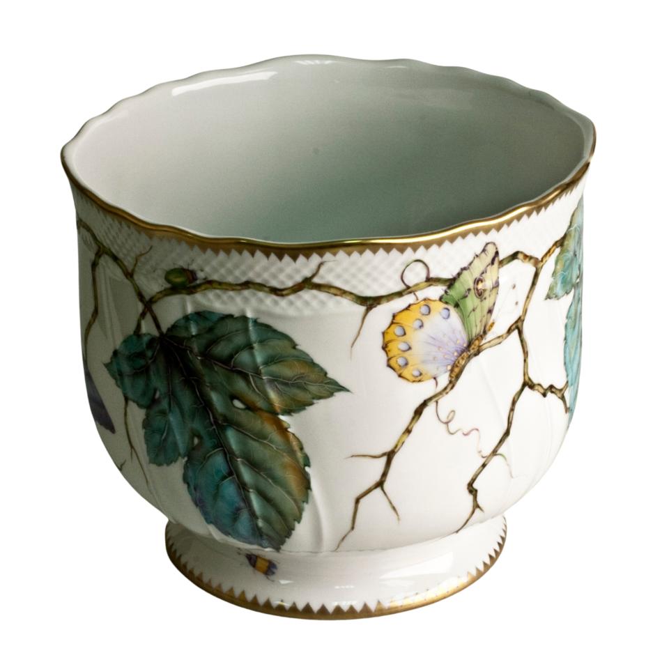 Anna Weatherley Round Cachepot – Charles Mayer